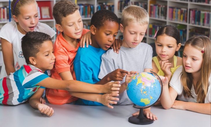 7 of the Best Kids Learning Globes | 2021 Review and Buyer's Guide