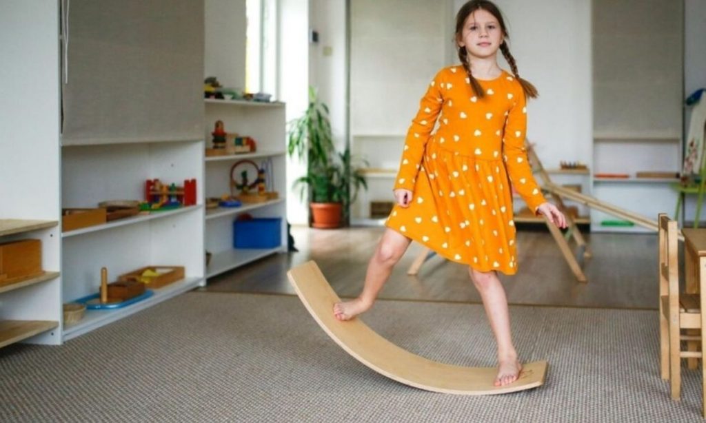 8 Best Balance Boards for Kids 2022 | Moneywise Teacher Reviews