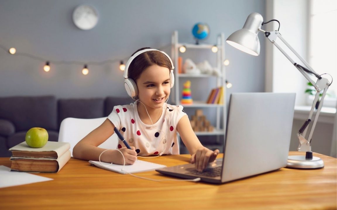 What Are the Pros and Cons of Zoom for Education?