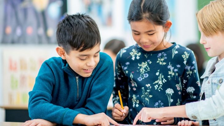 The Pros and Cons of Being an Elementary Teacher