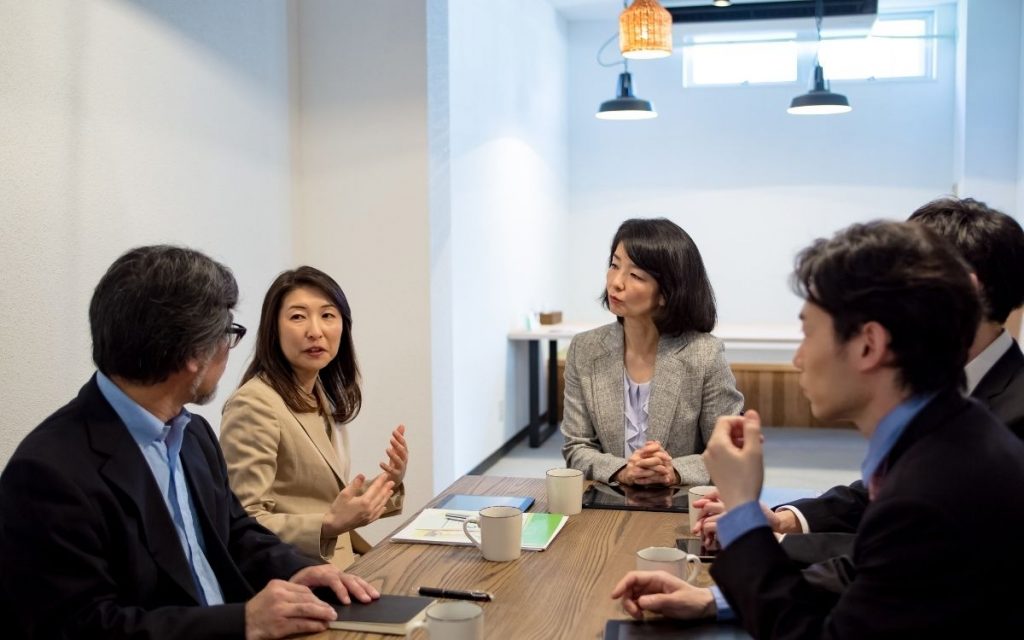 The Pros and Cons of Teaching in Japan - The Moneywise Teacher