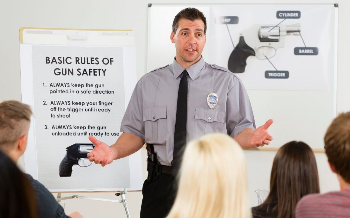 What Are the Pros and Cons of Teachers Carrying Guns in School?