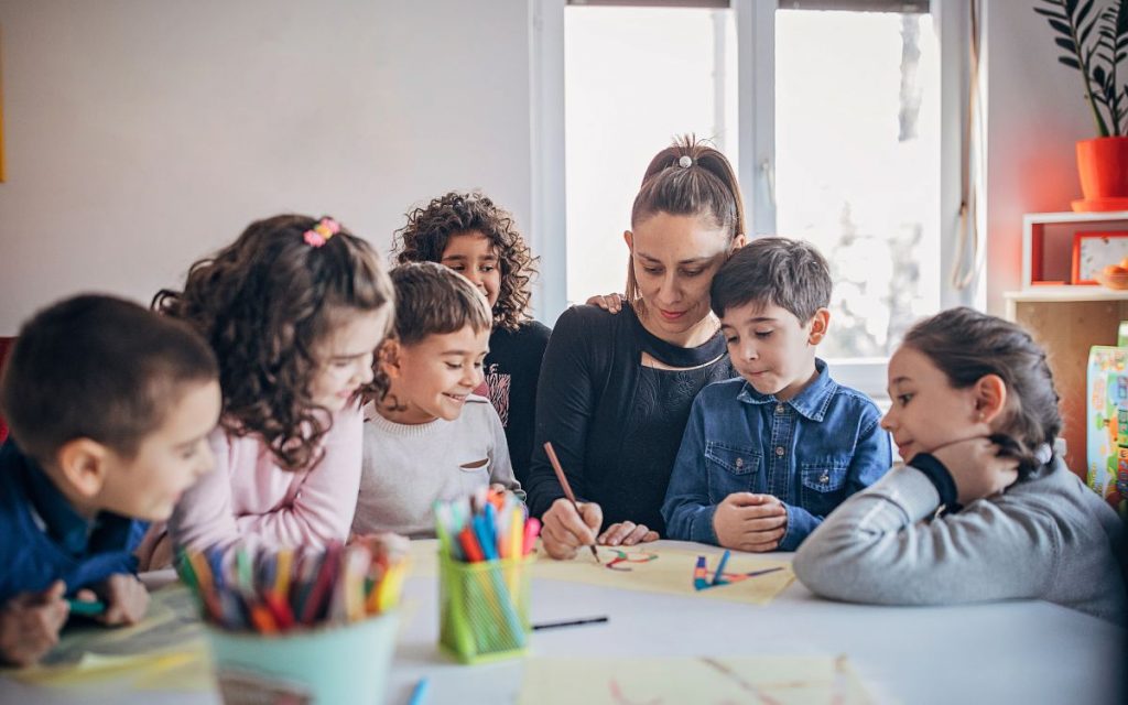 The Pros and Cons of Teaching at a Private School